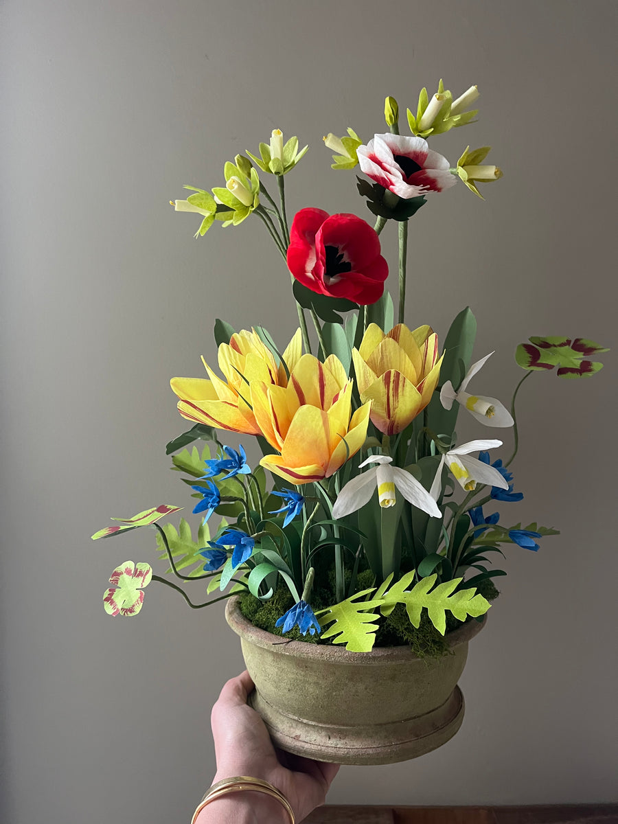 Spring Ephemerals Series No°5 – The Green Vase