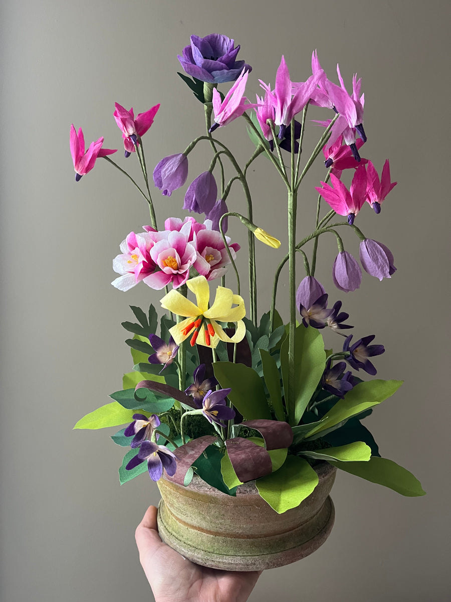 Spring Ephemerals Series No°4 – The Green Vase